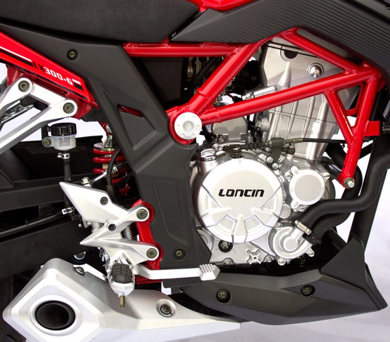 MOTO LONCIN – CR6 300CC – Comercial Miñaca